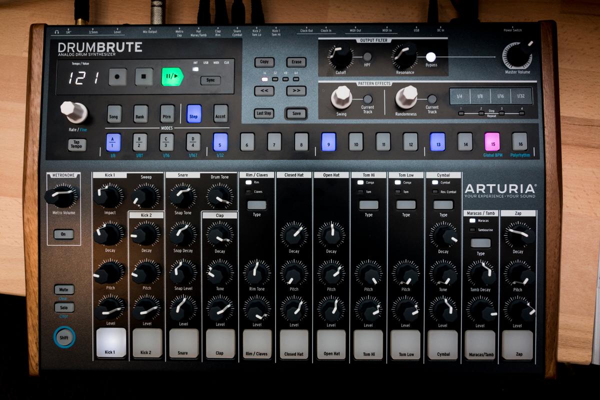 Testberichte - Arturia Drumbrute | RECORDING.de